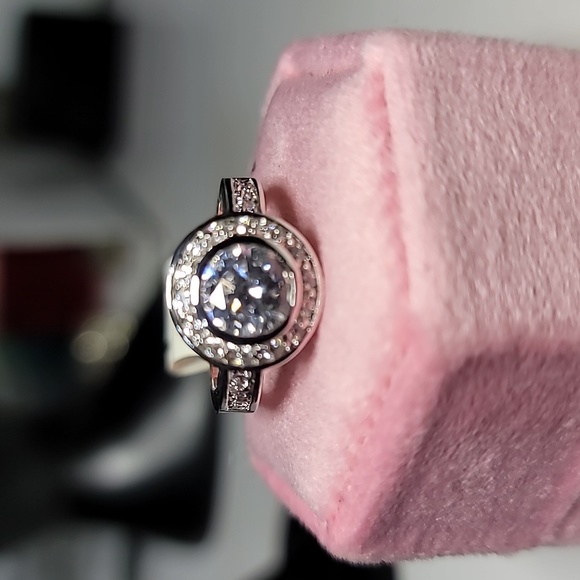 Zales | Jewelry | Nwt Rs Covenant Stunning Cz Halo Engagement Ring ...